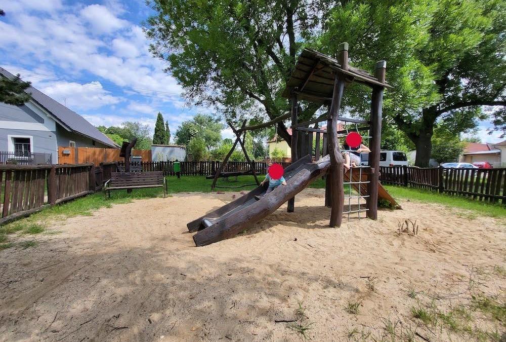 Dětské hřiště Ve Staré vsi - tip na výlet u místa "Český Brod" | eMimino.cz