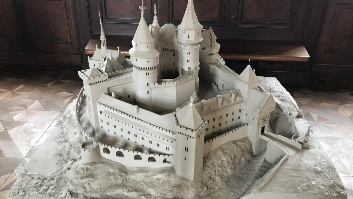 Zámek Bojnice - tip na výlet u místa "Bojnice" | eMimino.cz