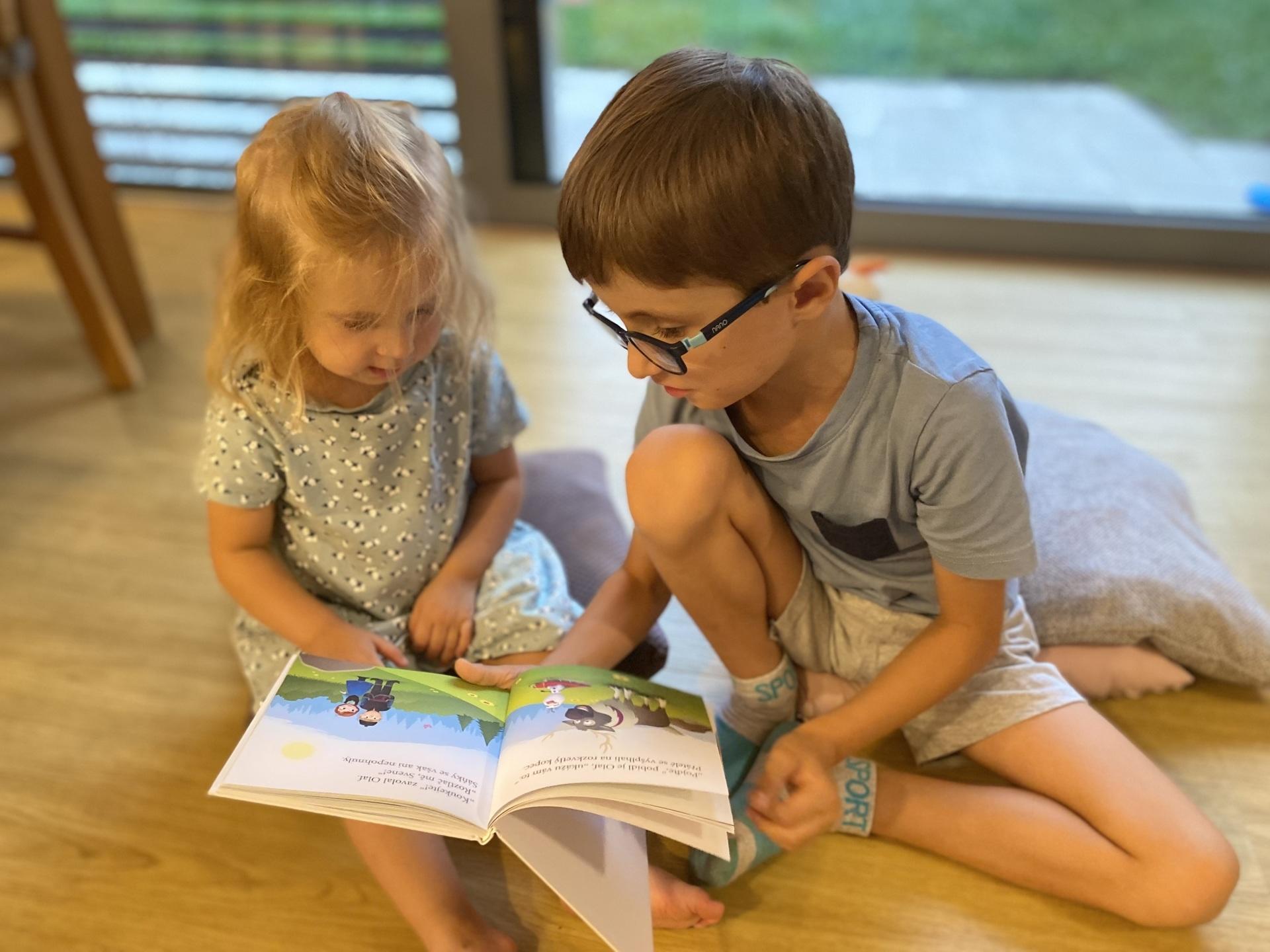 Jak mluvit s autistou? Poučení hledejte v knížkách pro děti - eMimino.cz