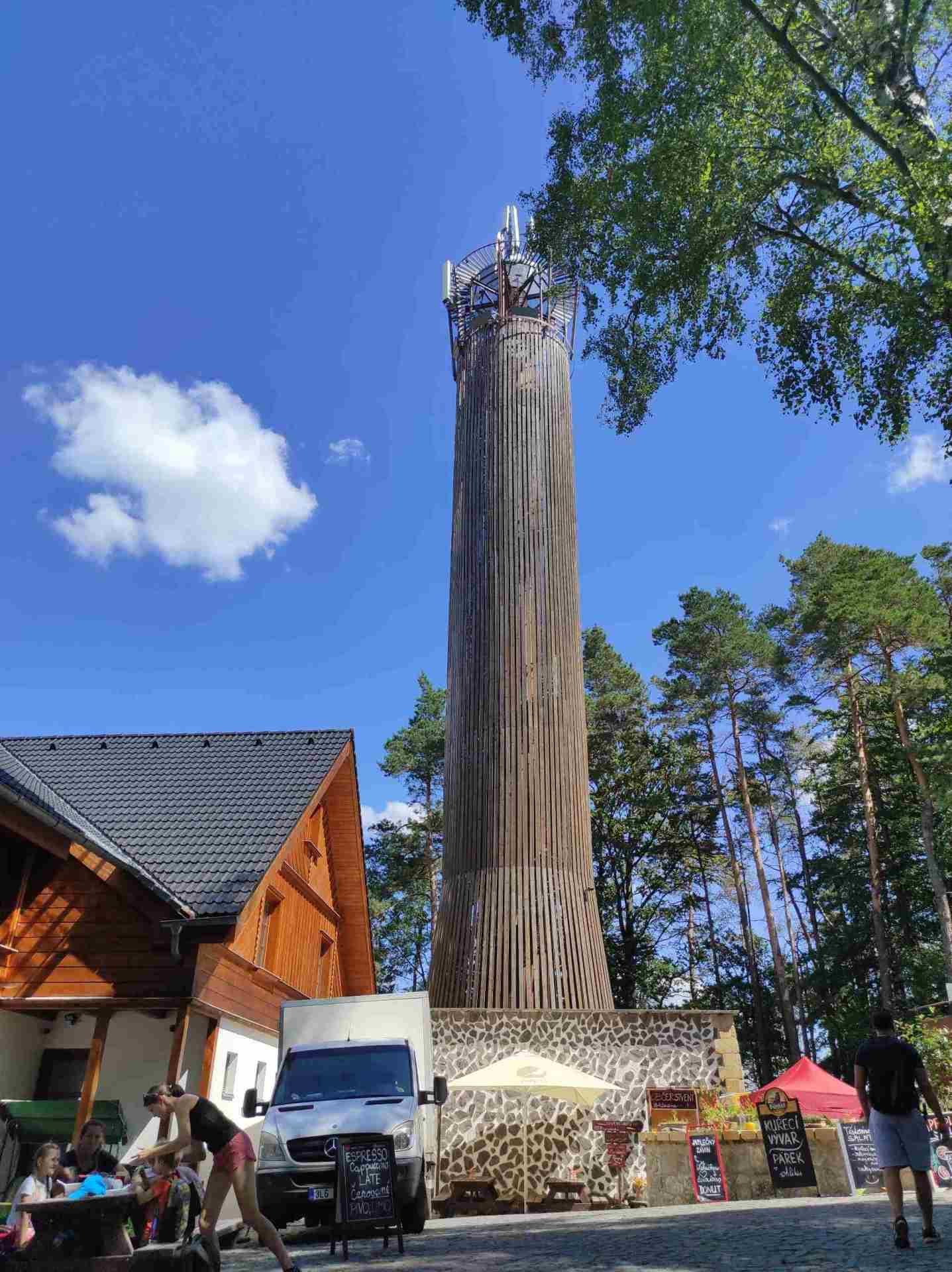 Rozhledna Na Stráži - tip na výlet u místa "Sloup v Čechách" | eMimino.cz
