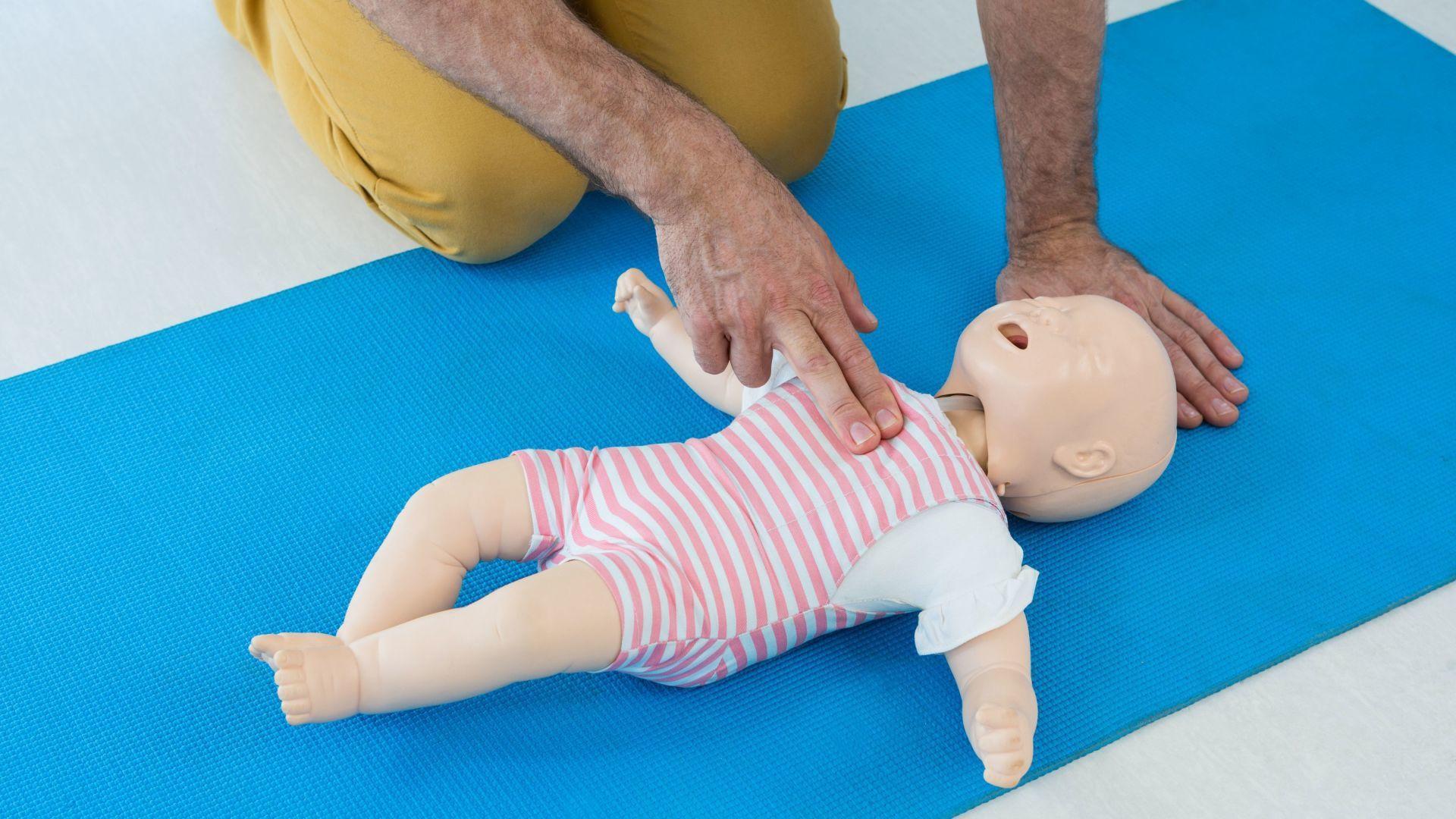 Jak resuscitovat dítě? - eMimino.cz