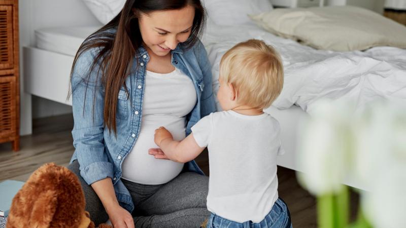 Krásy těhotenství aneb Příběh (nejen) o hovínku - eMimino.cz