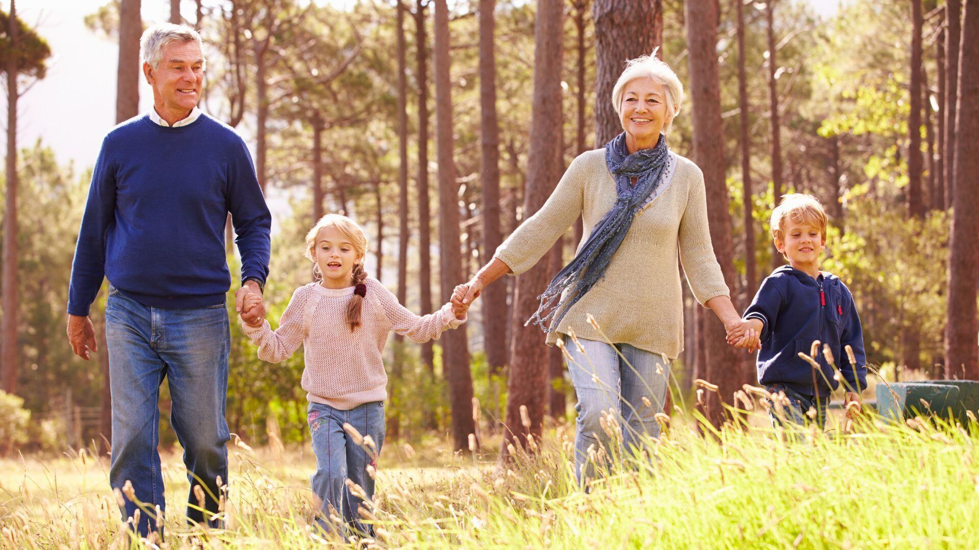 Fakt, nebo hoax? Vnoučata jako elixír mládí! Přestěhujte se k nim blíž ...